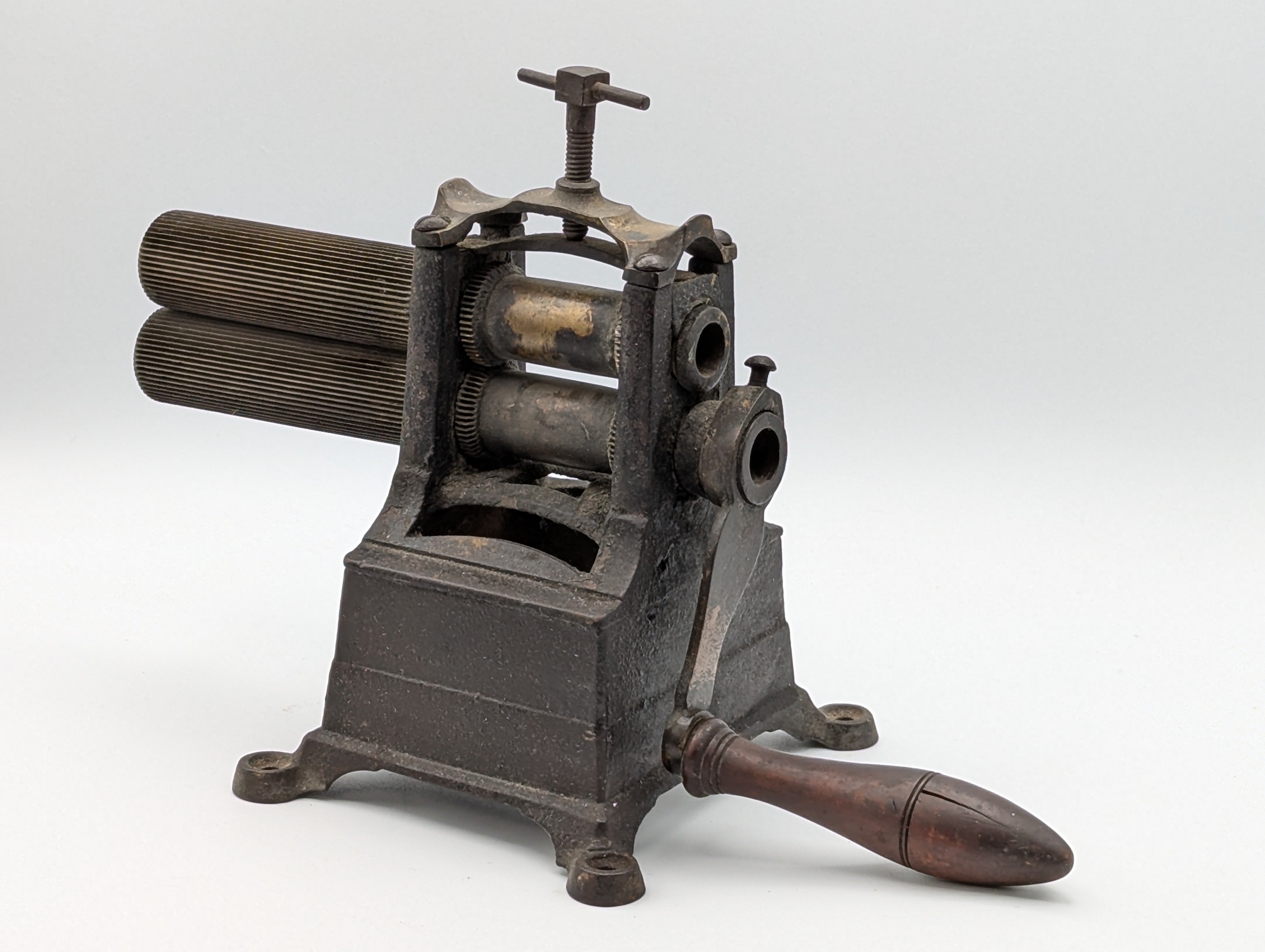 Antique Fluting Iron (Original 19th-20th Century Tool) – Antique ...